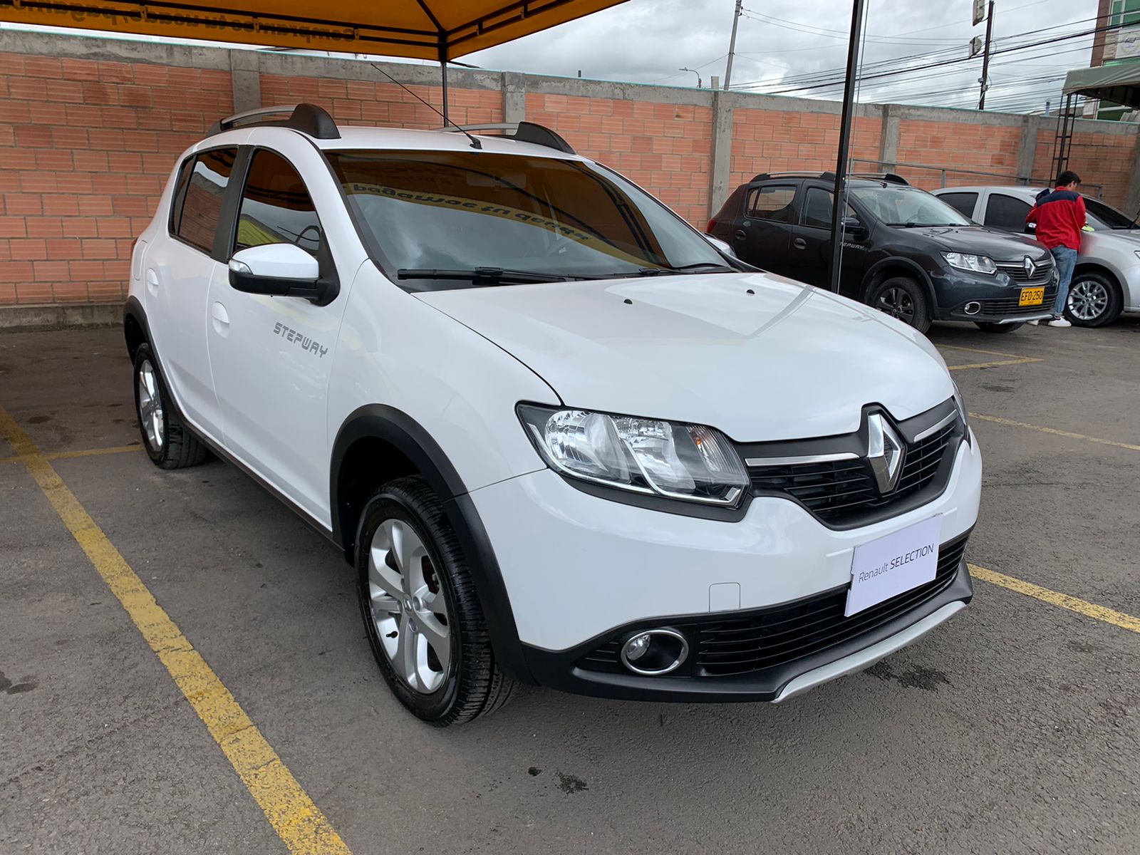 SINCROMOTORS, Concesionario Renault Colombia, Taller y Servicio Renault ...